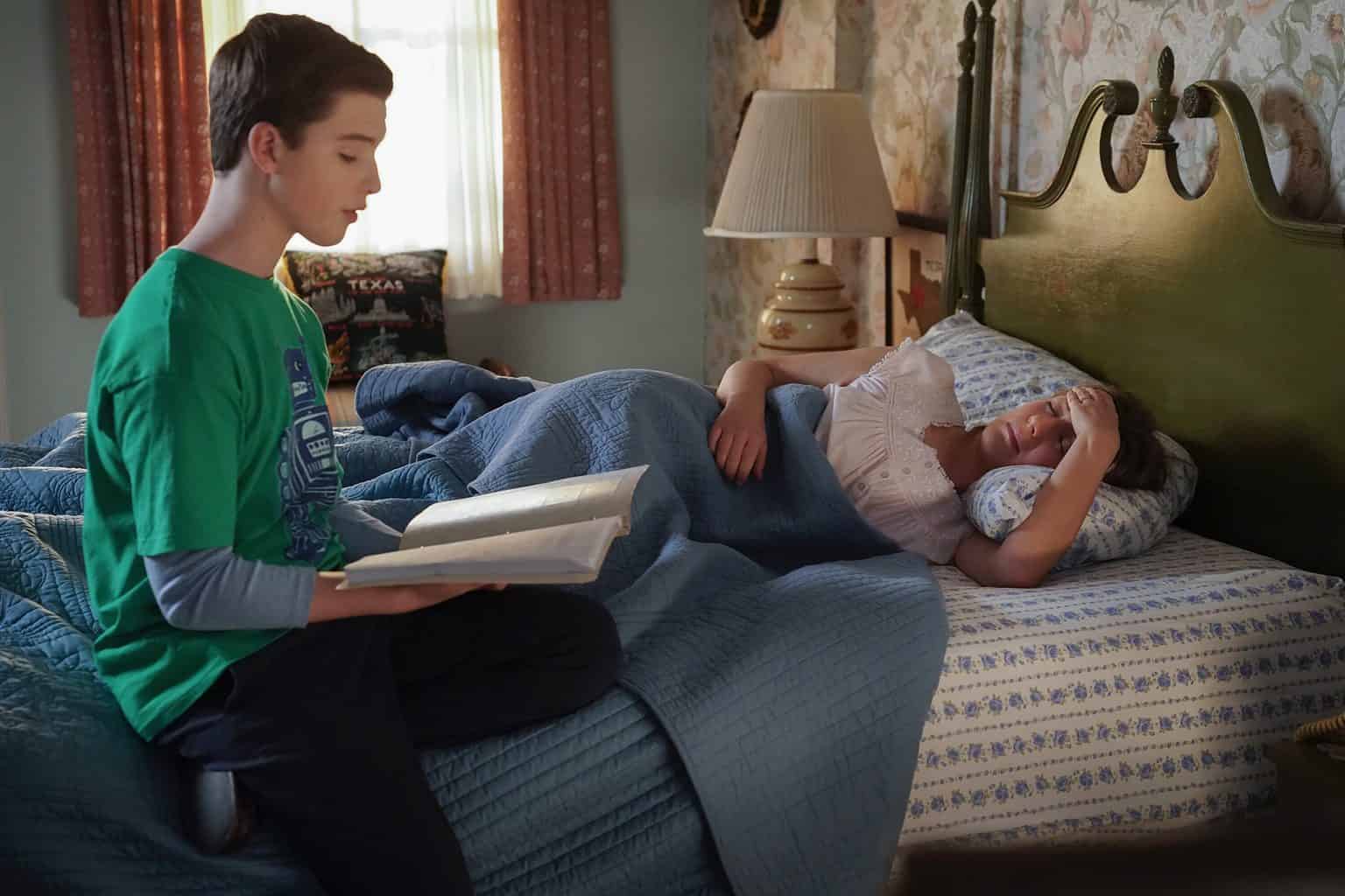YOUNG SHELDON Season 6 Episode 10 Photos Pancake Sunday And Textbook ...