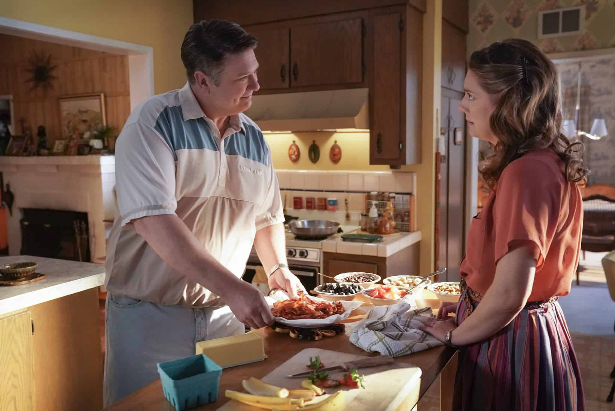 YOUNG SHELDON Season 6 Episode 10 Photos Pancake Sunday And Textbook ...