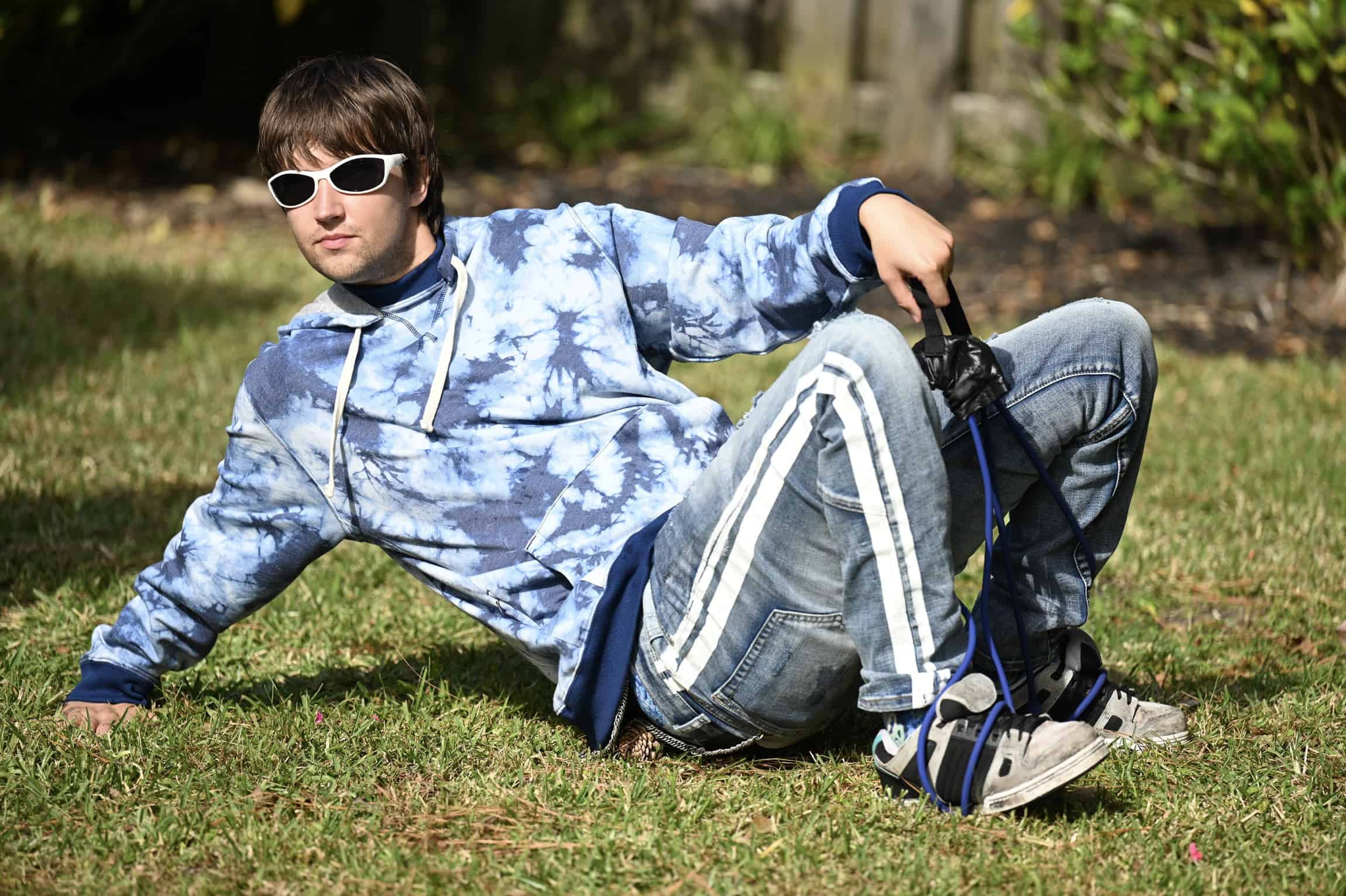 WELCOME TO FLATCH Season 2 Episode 12 Photos What Are You, Chicken ...