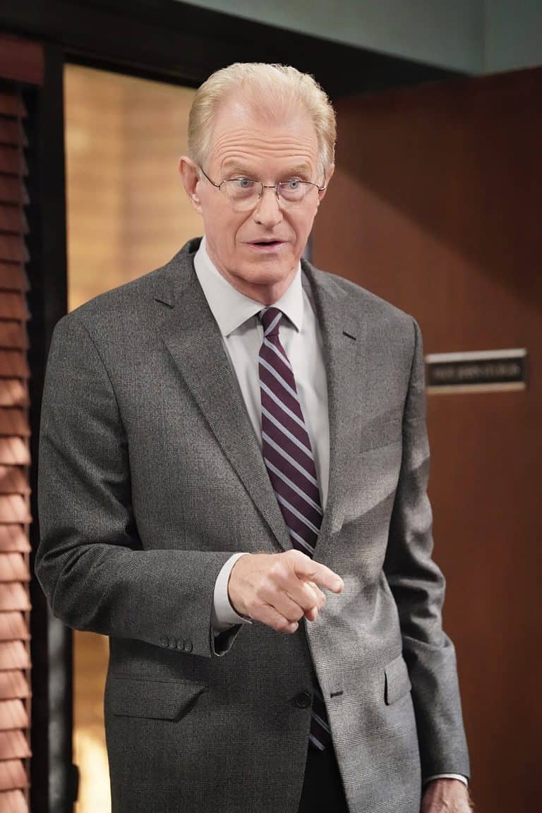 YOUNG SHELDON Season 6 Episode 11 Photos Ruthless, Toothless And A Week ...