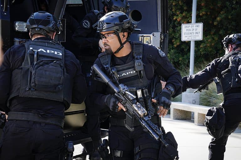 SWAT Season 6 Episode 12 Photos Addicted | Seat42F