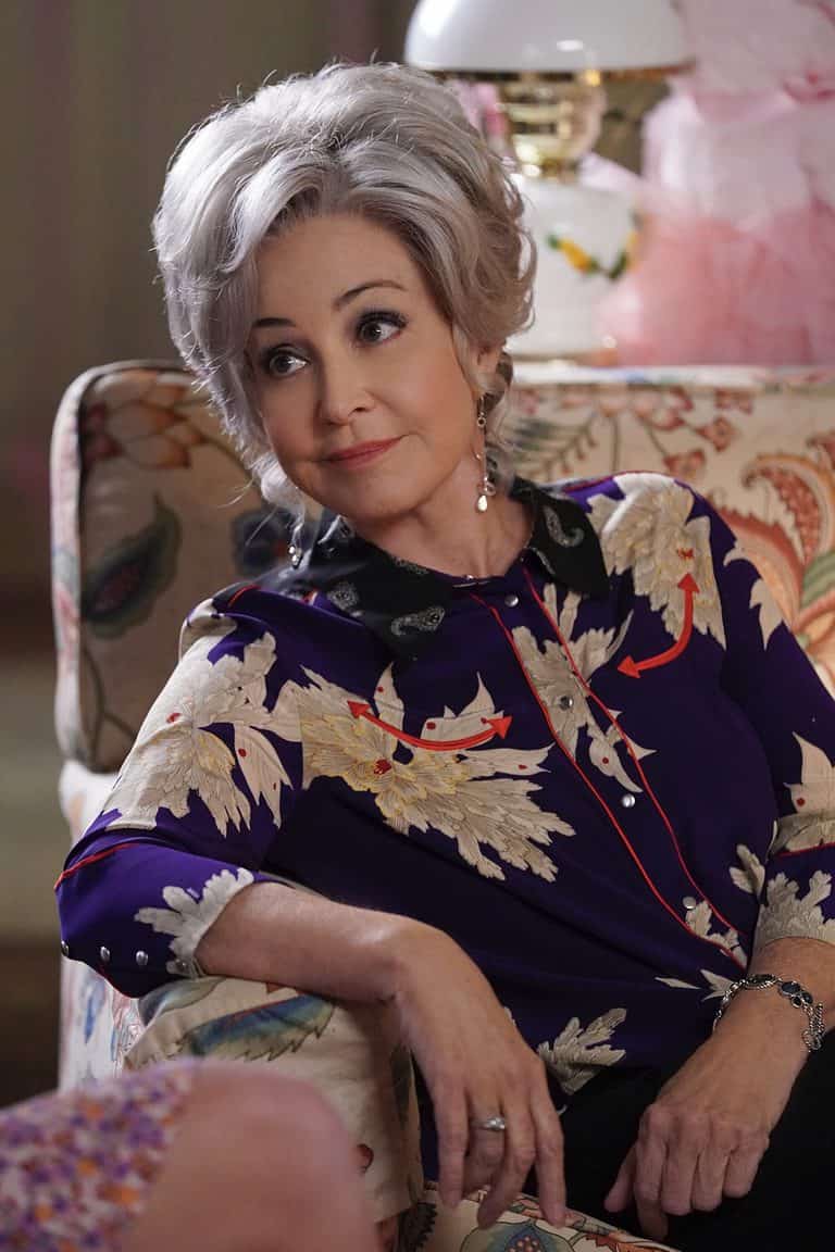 YOUNG SHELDON Season 6 Episode 12 Photos A Baby Shower And Testosterone ...