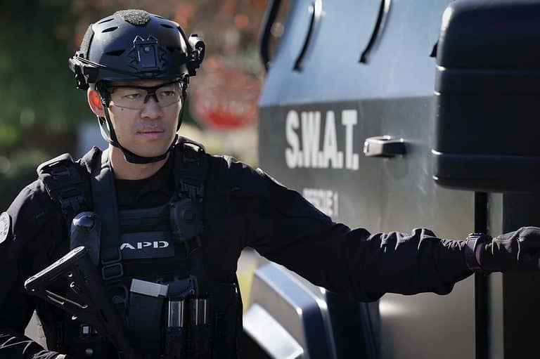 SWAT Season 6 Episode 13 Photos Lion’s Share | Seat42F