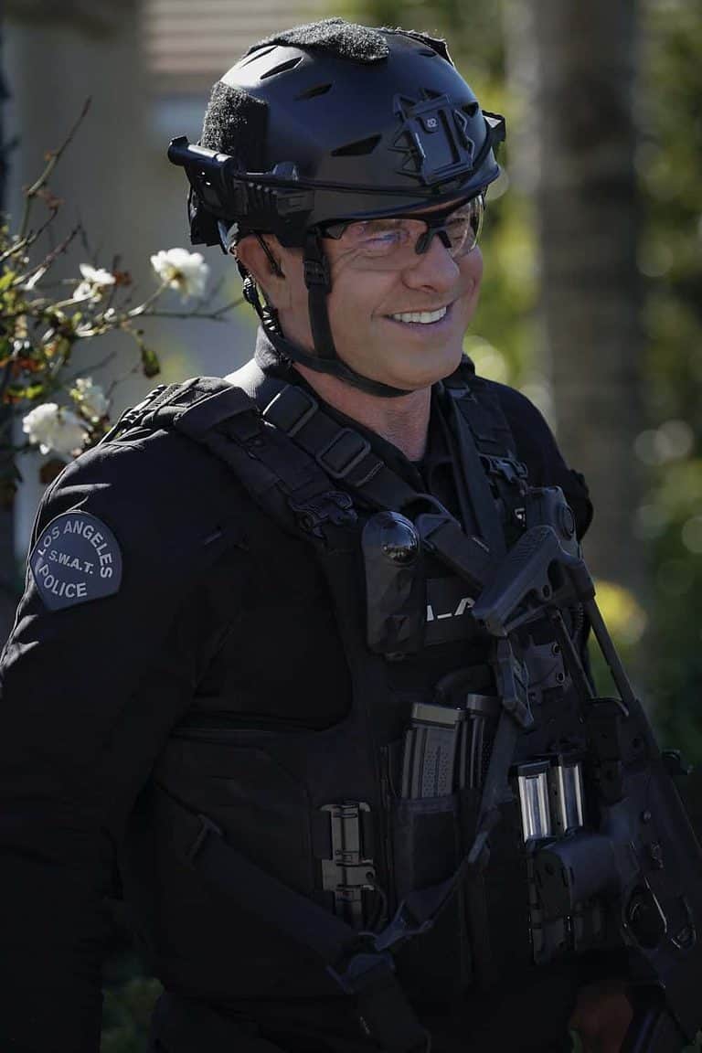SWAT Season 6 Episode 13 Photos Lion’s Share | Seat42F