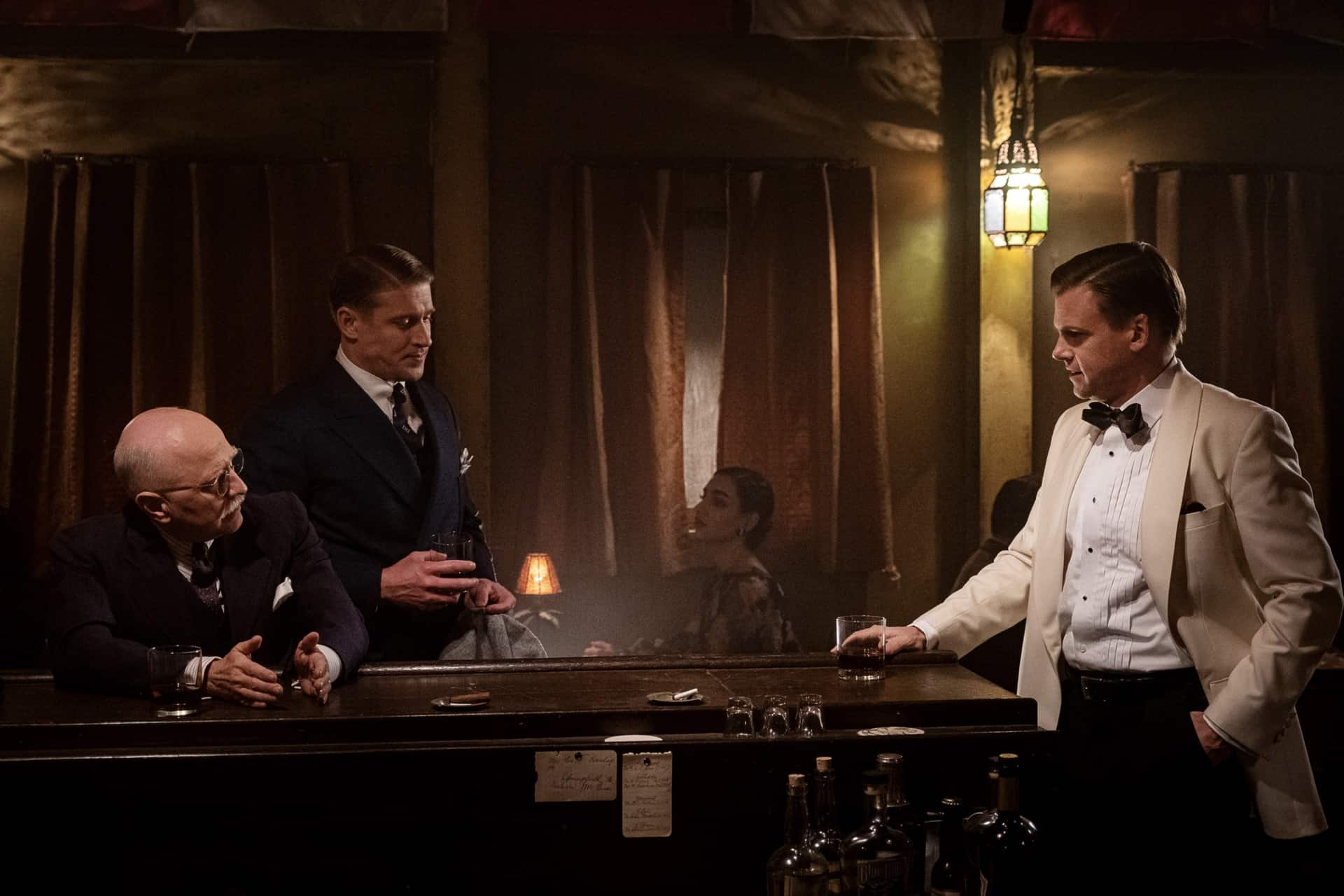 New PERRY MASON Season 2 Episode 1 Photos, Cast, Plot