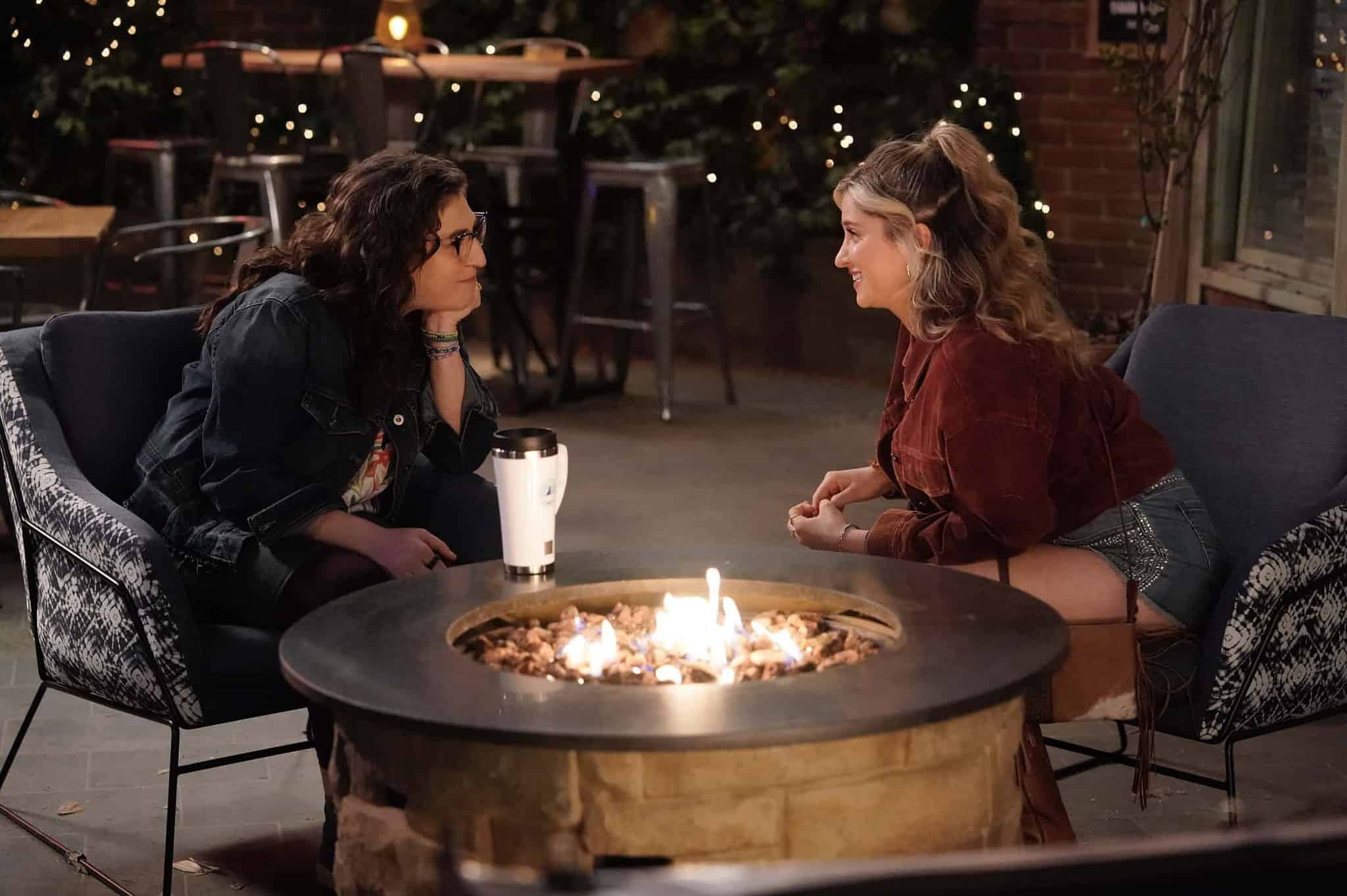 New CALL ME KAT Season 3 Episode 18 Photos, Cast, Plot