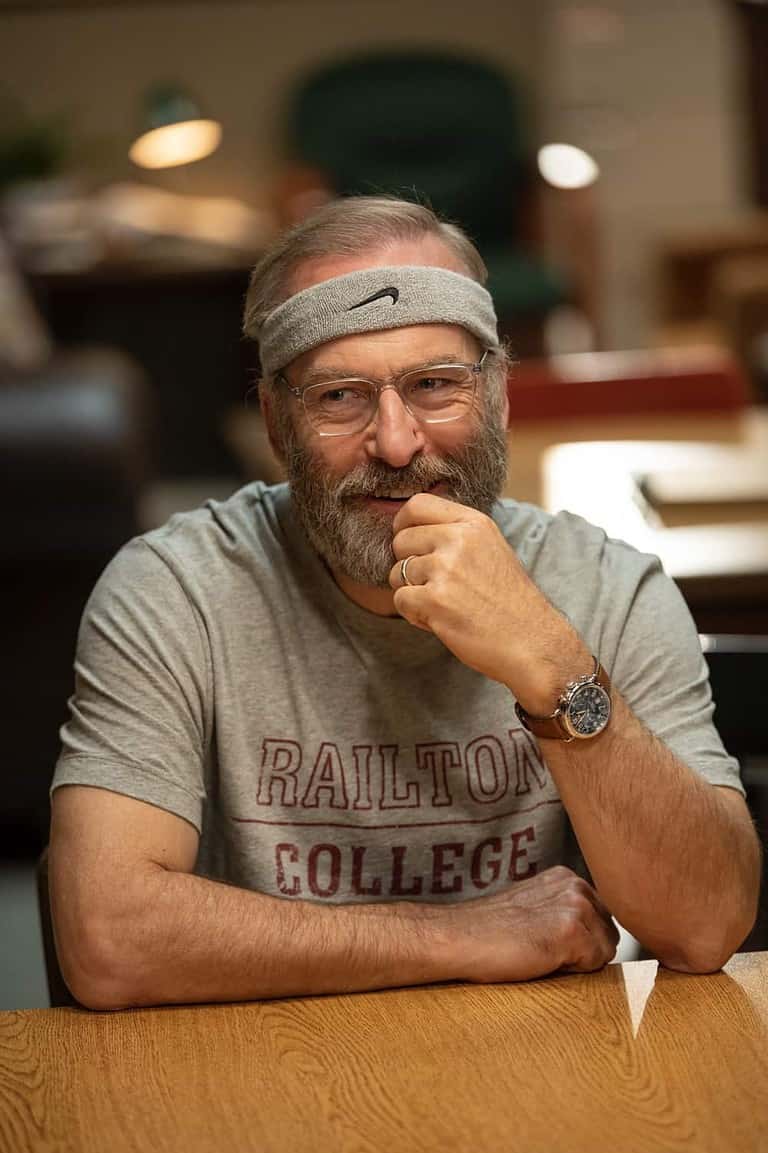 LUCKY HANK Season 1 Episode 1 Photos Pilot | Seat42F