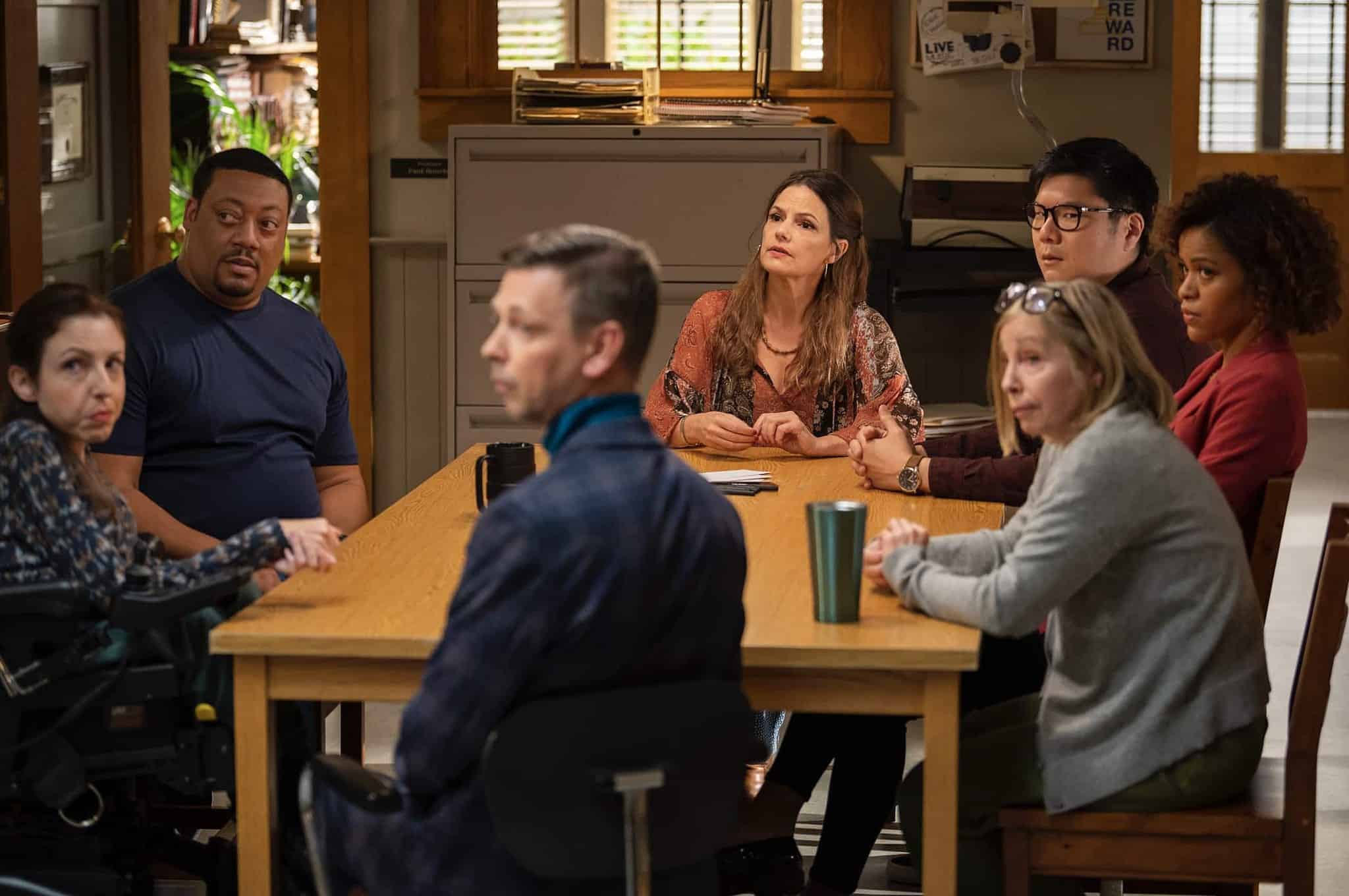 LUCKY HANK Season 1 Episode 1 Photos Pilot | Seat42F