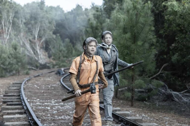 New FEAR THE WALKING DEAD Season 8 Episode 3 Photos, Cast
