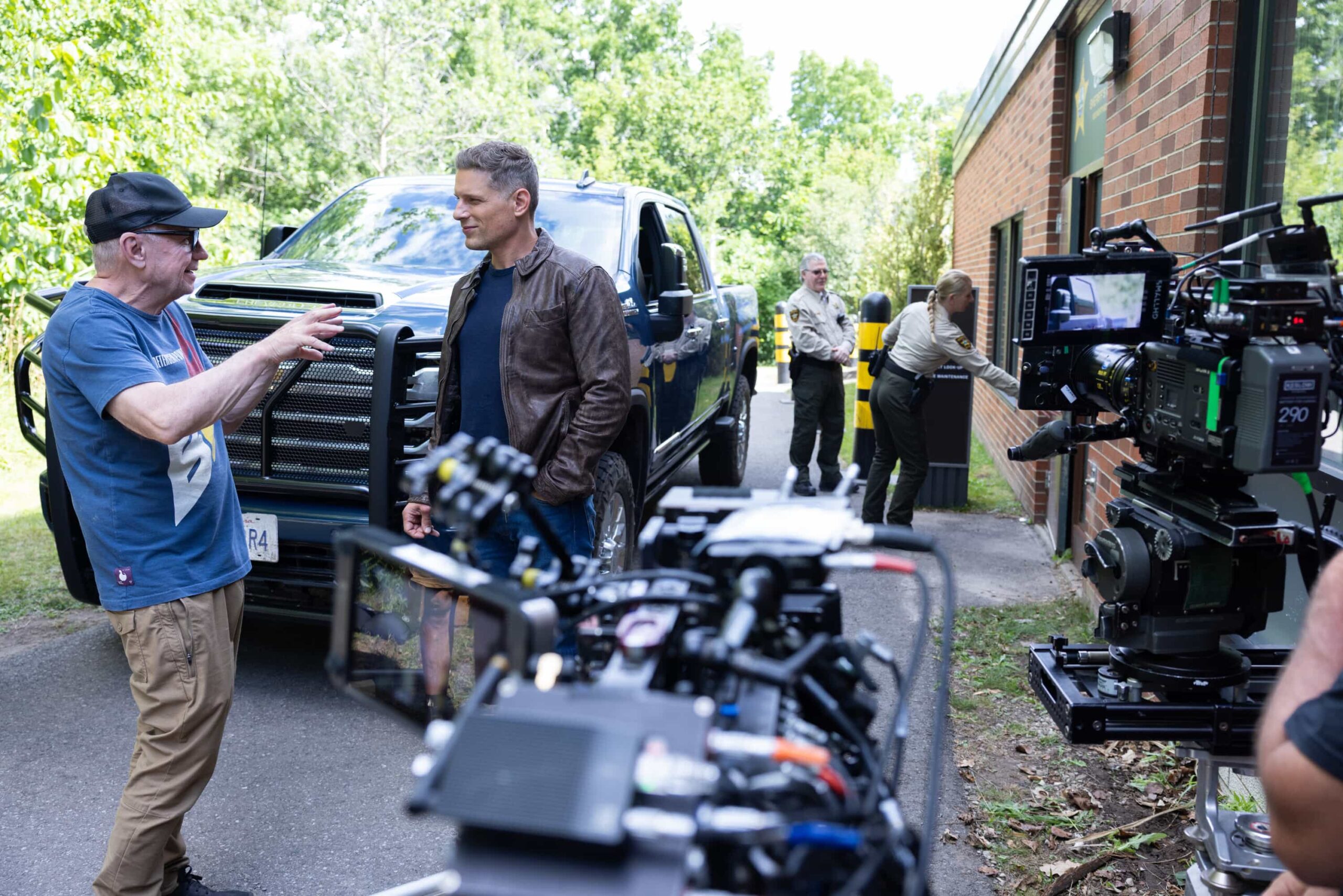 Sheriff Country Season 1 Episode 5 “Expecting Trouble” – Photos & Preview